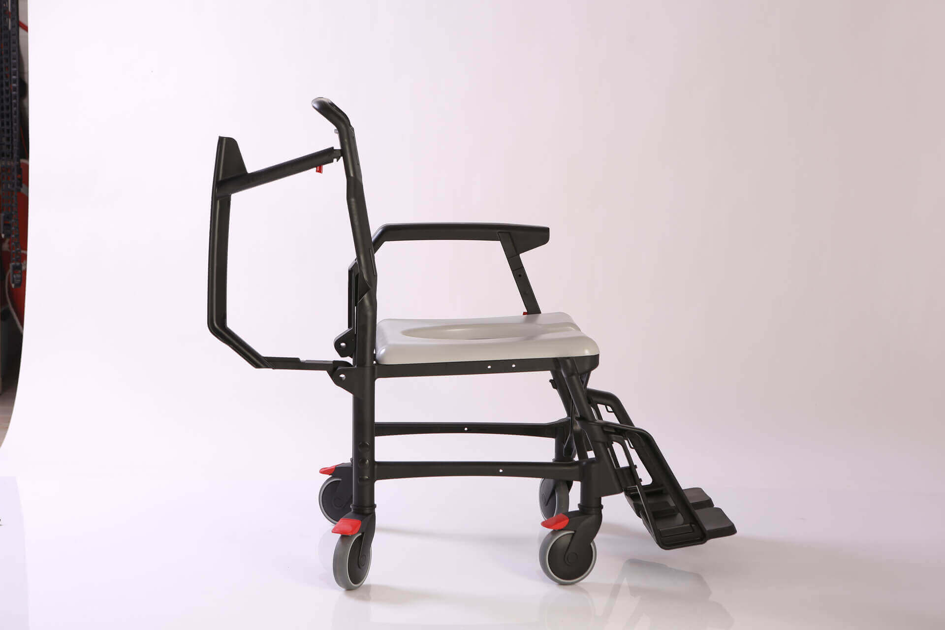 WheelAble Removable Pan for Wheelchair - by Seatara