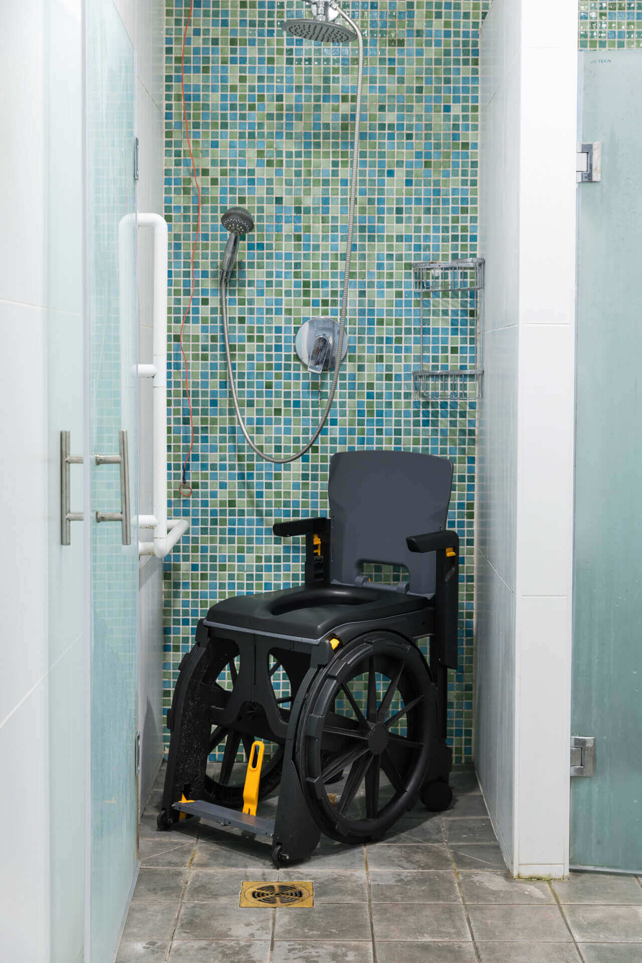 Portable Shower Wheelchair | Portable Commode Chair | Seatara